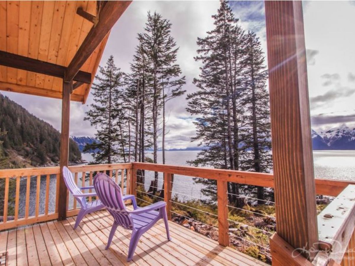 Fox Den Cabin in Seward, Alaska | Miller's Landing