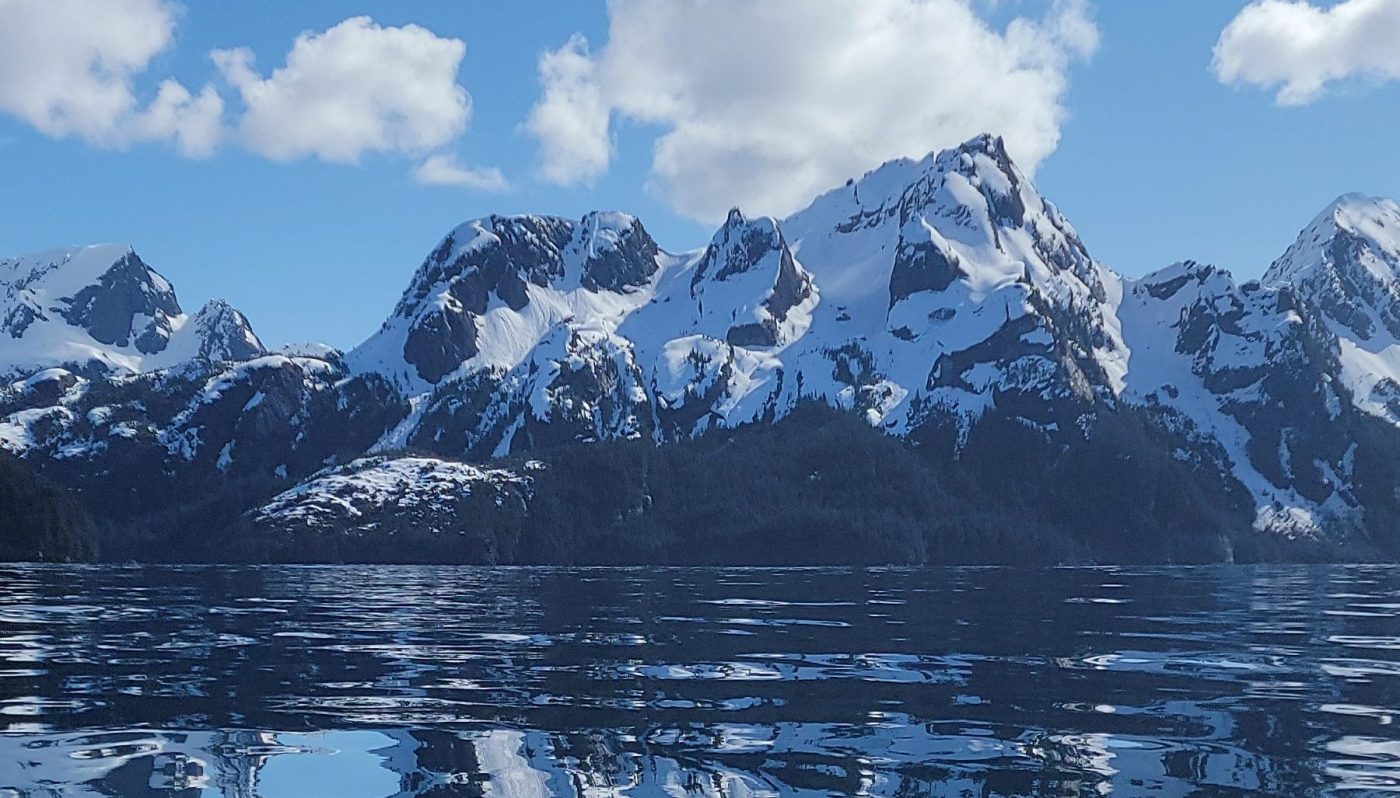 Granite Point Mountain Lodge Water Taxi | Miller's Landing